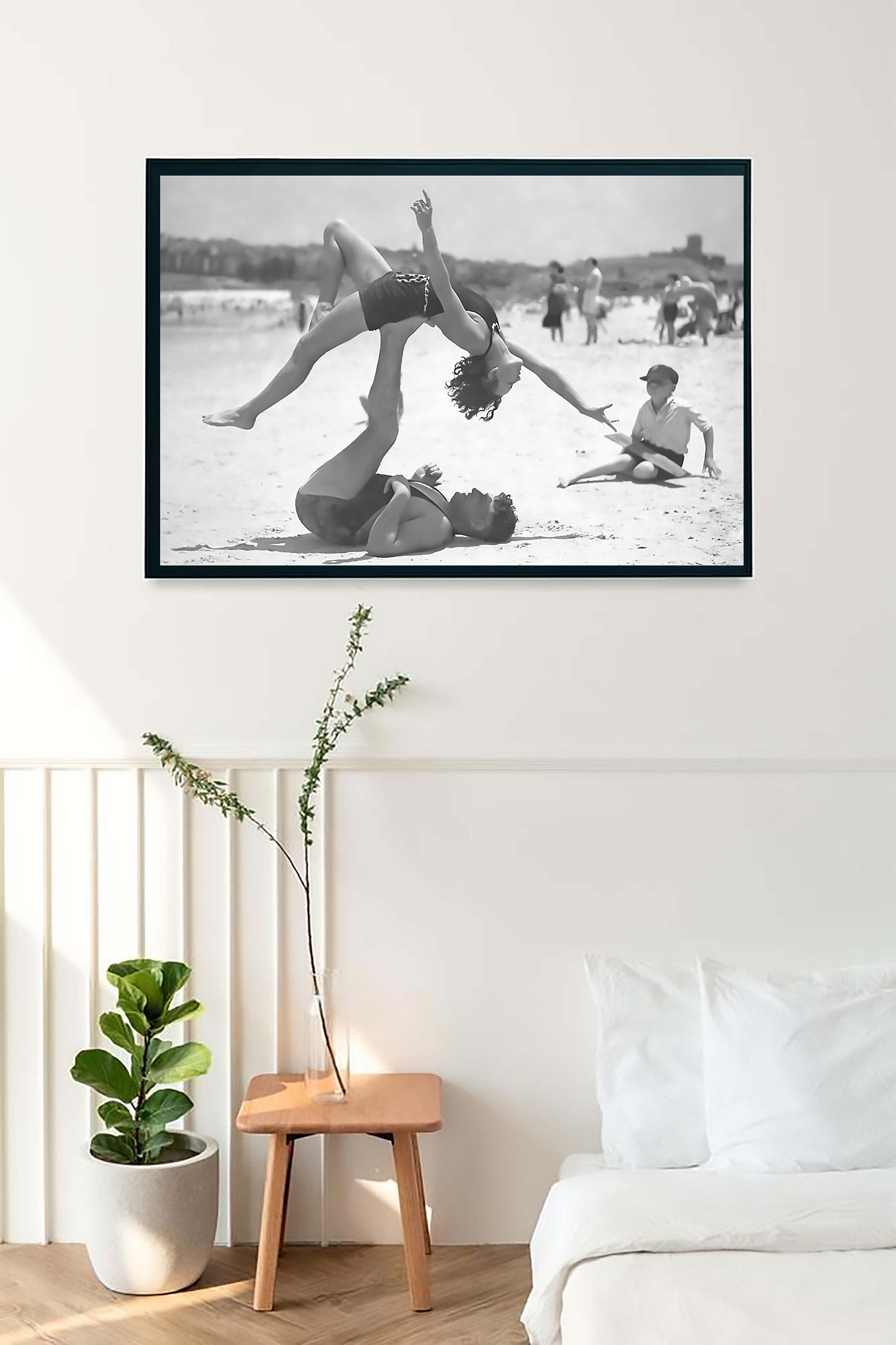 Vintage Beach Acrobat Photo: Art Deco South Wales (digital Download) - Etsy