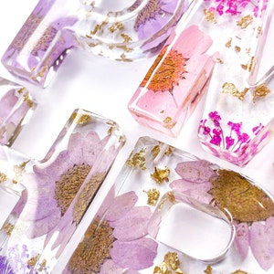 Floral Key Ring, Personalised Resin Key Ring, Custom Floral Key Ring ...