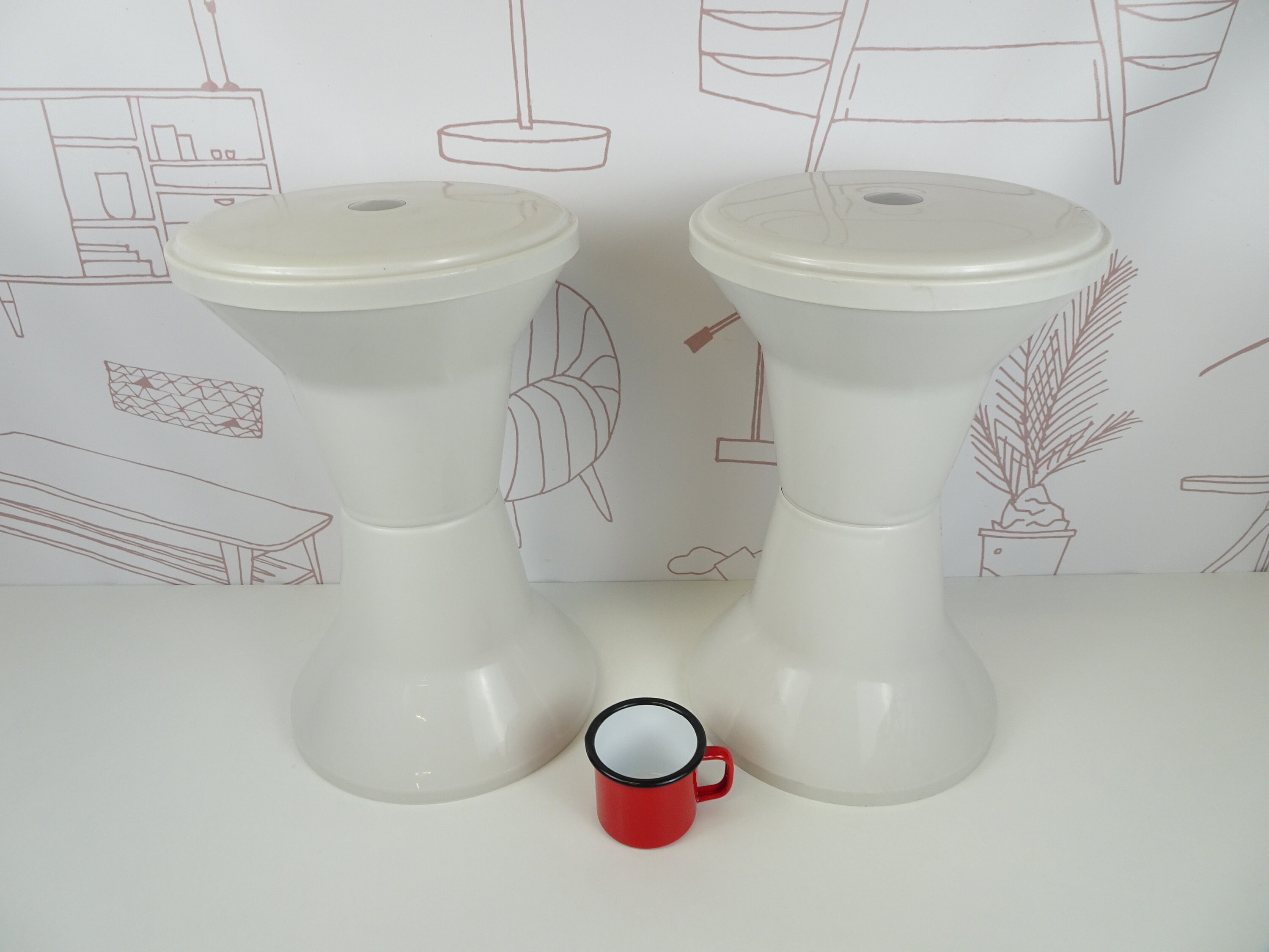 Set of 2 Vintage Plastic Stools From the 1970s Pop Art Tam Tam Style ...