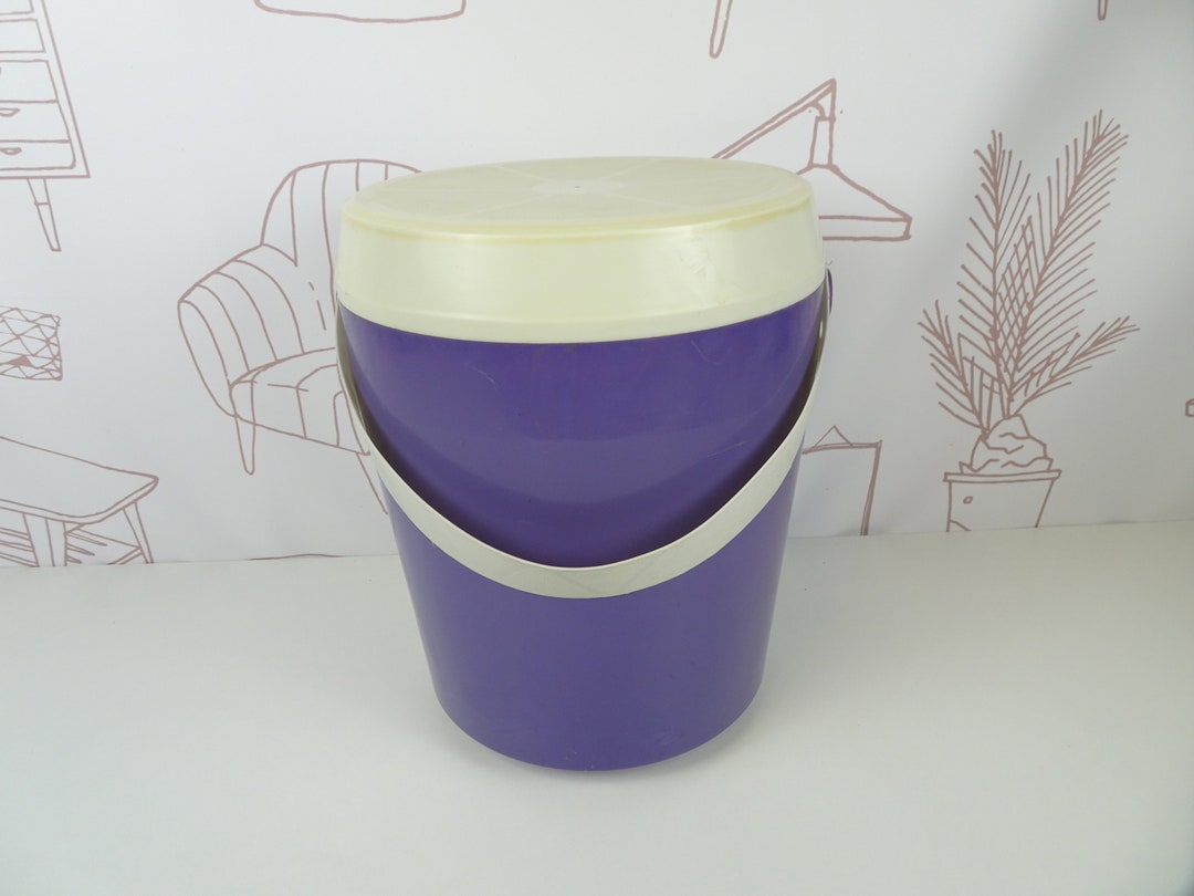 Vintage Sewing Bucket From the 1970s, Retro Sewing Box, Space Age ...