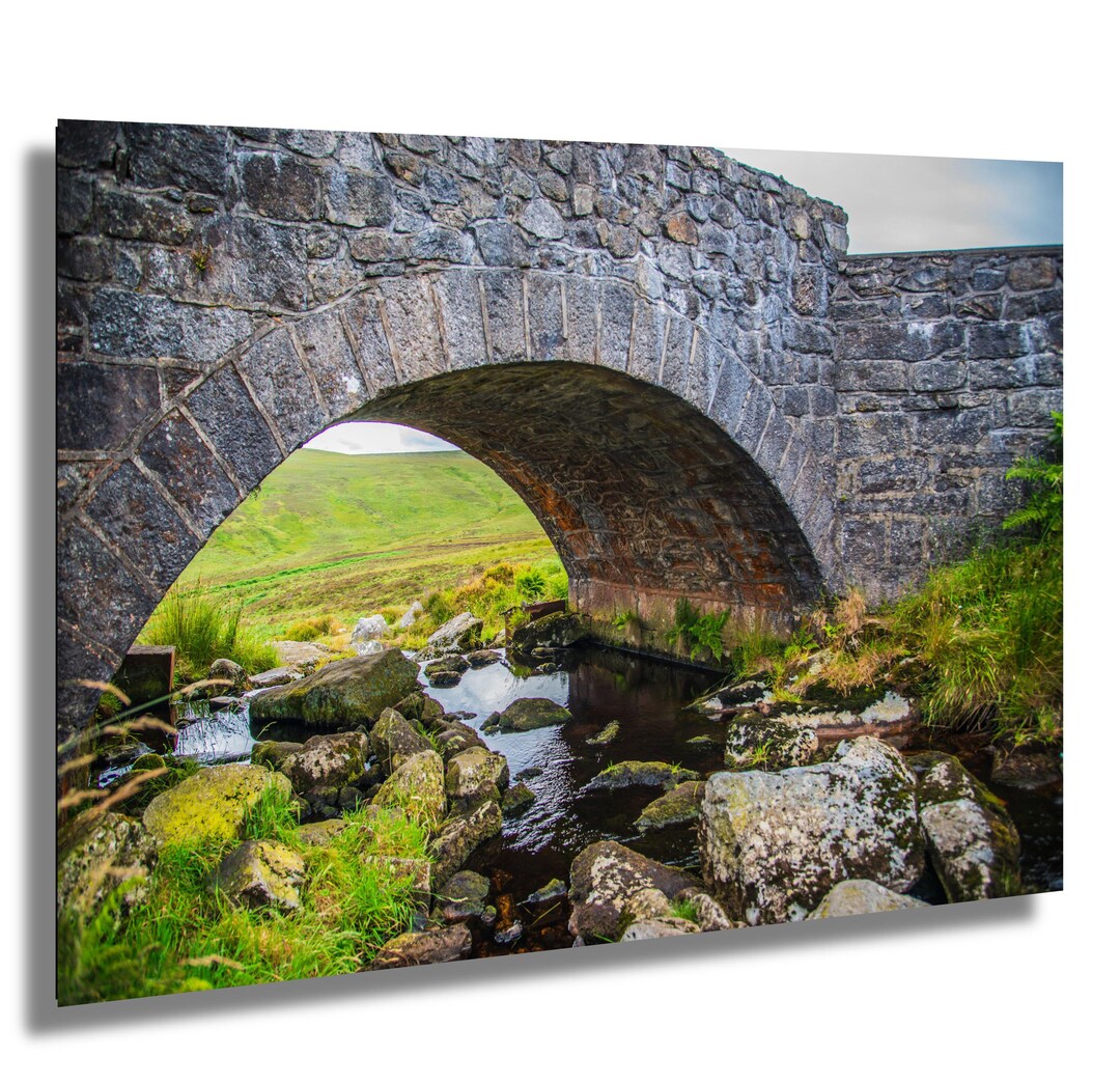 Scenic Stone Bridge Over Irish Countryside Stream – Ireland Landscape ...