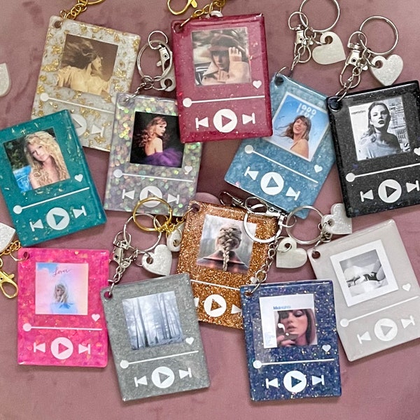 Music Keychain - Etsy