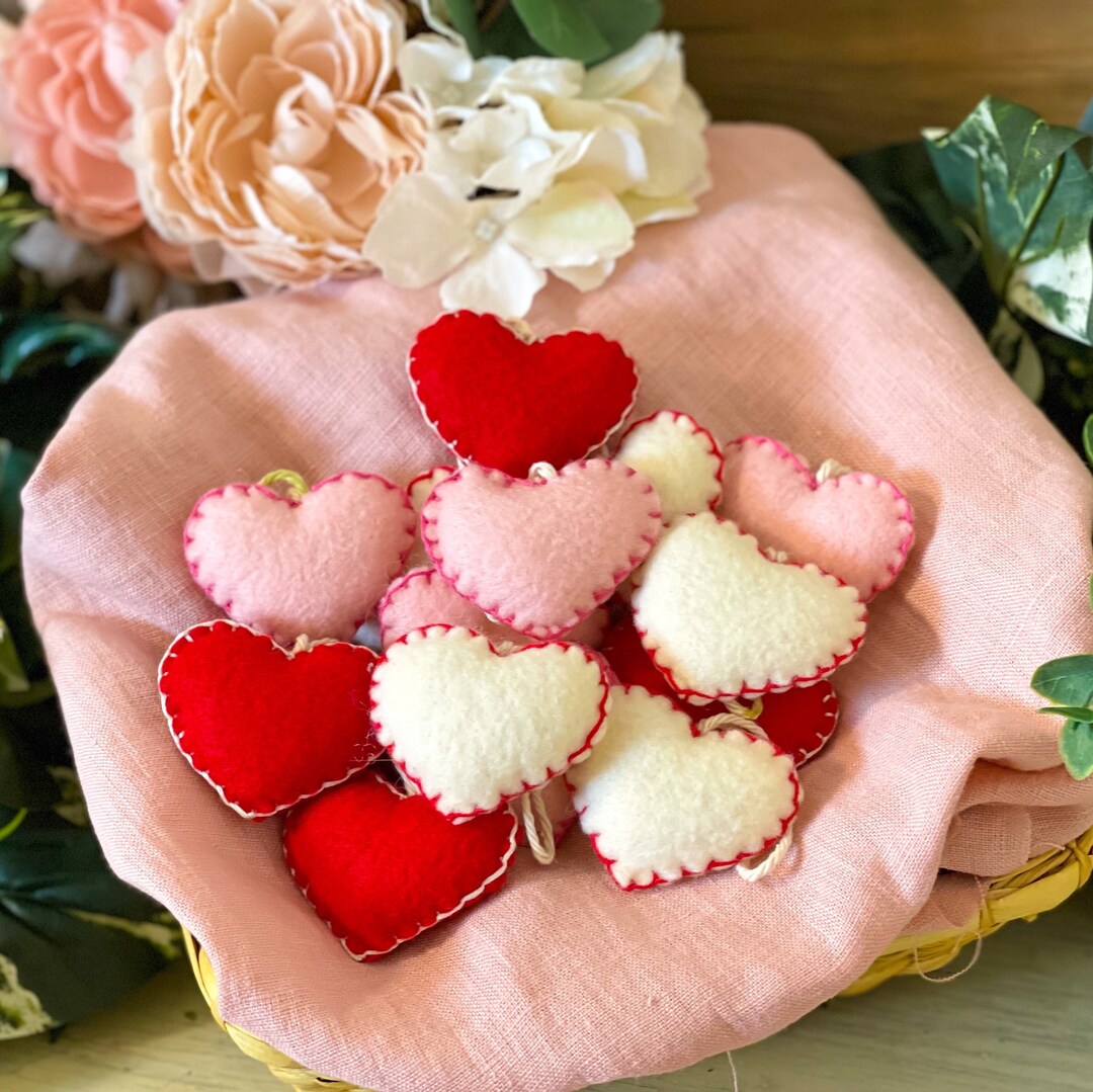 SET OF 5 Felt Heart Ornament/decorative Hearts/ Valentine Felt Heart ...