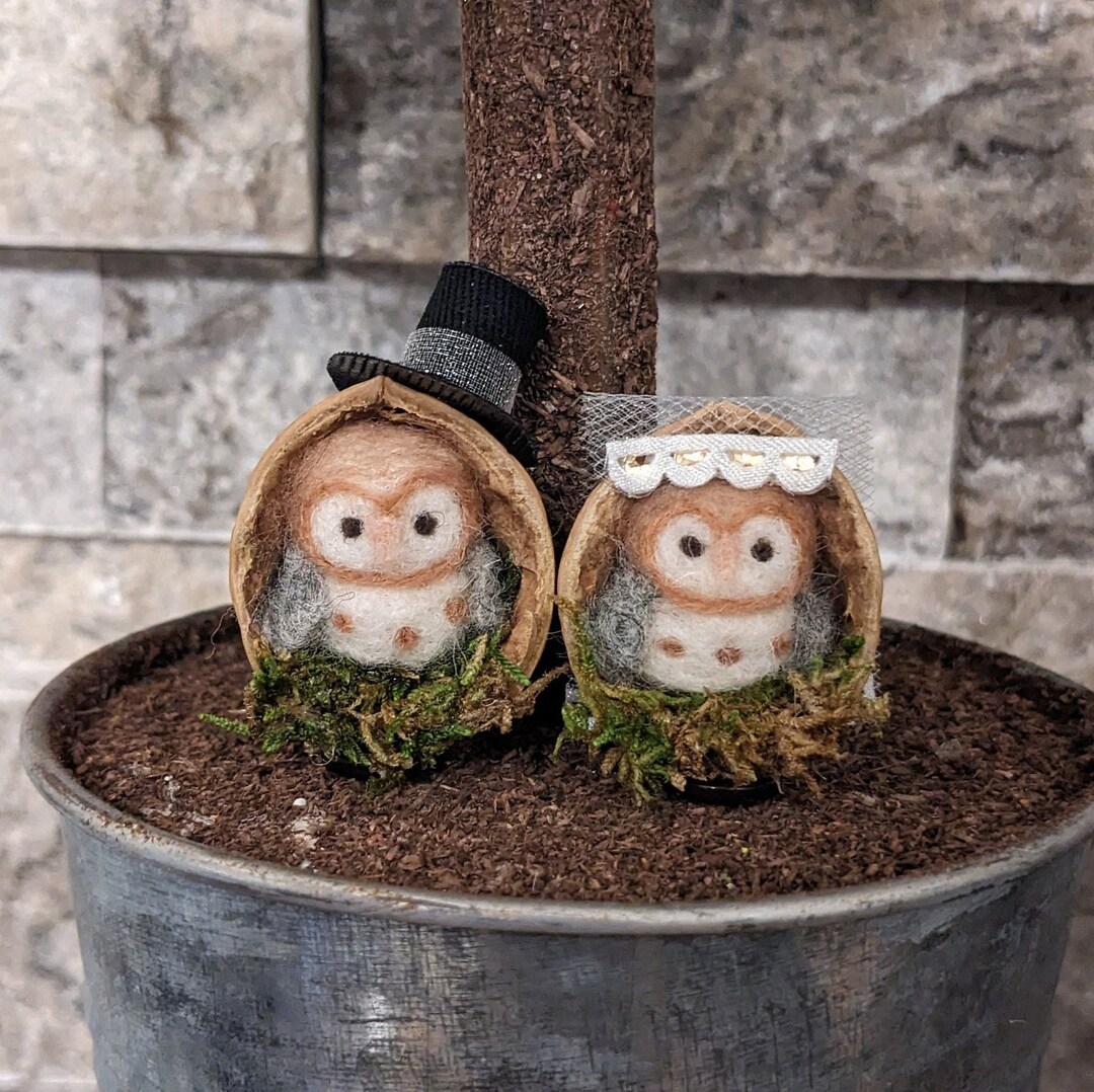 Handmade Felted Wedding Owls in Walnut Shell - Gift, Craft, Bird ...