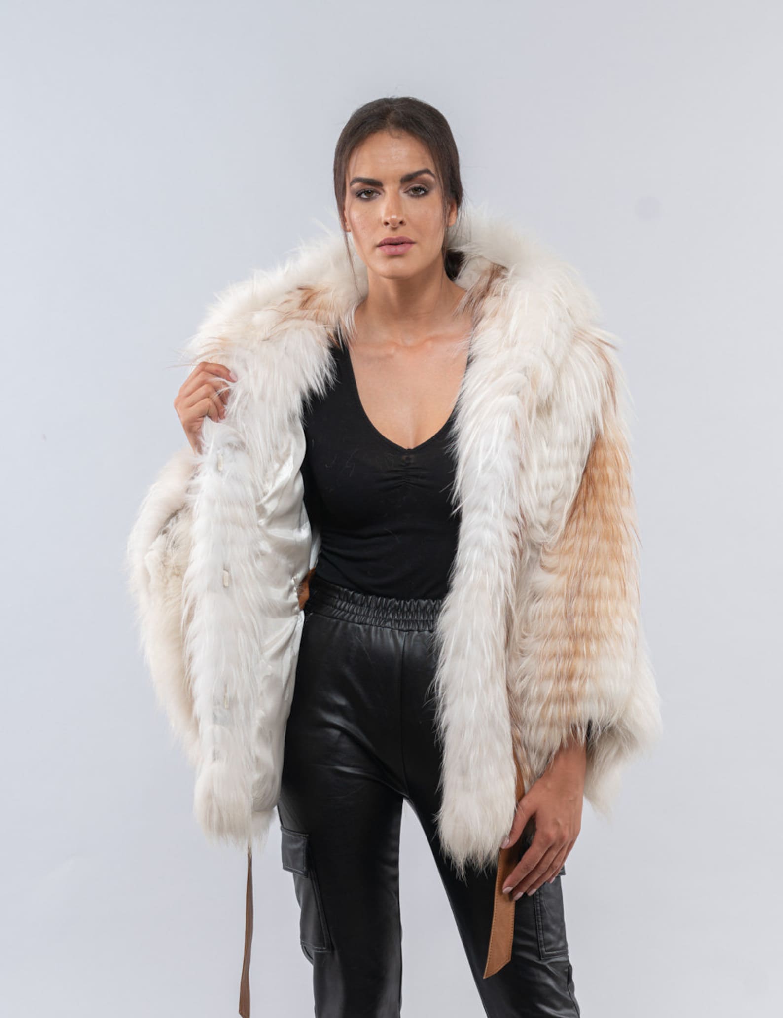 Fluffy Real Fox Fur Cape With Hood and Leather Belt. Winter Fur Cape ...