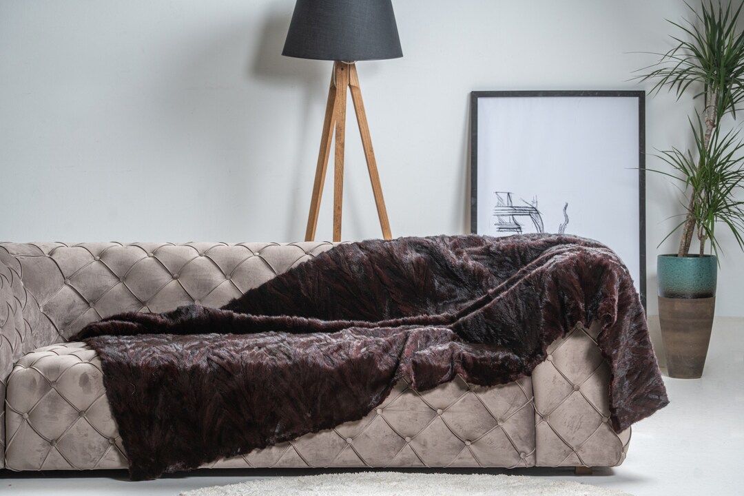 Luxury Burgundy Real Mink Fur Rug. Fur Blanket, Fur Traverse ,fur Rag ...