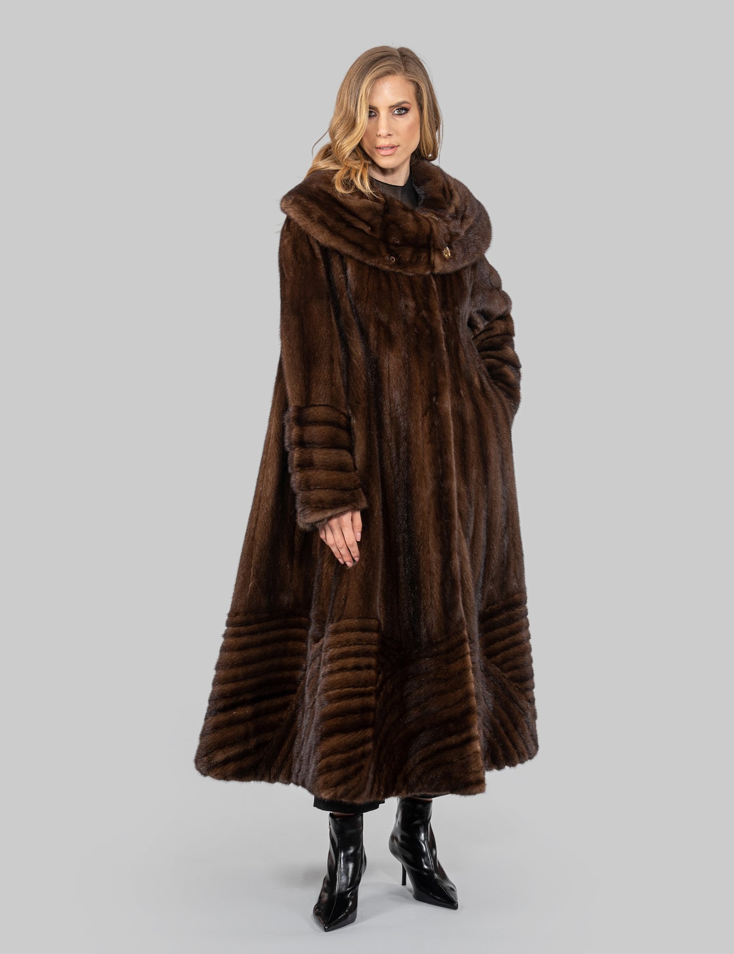 Full Length Demi Buff Real Mink Fur Coat. Overcoat. Natural Brown Color ...