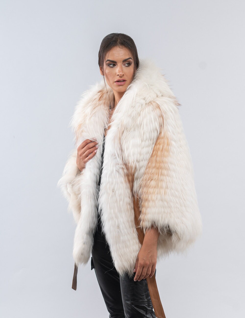 Fluffy Real Fox Fur Cape With Hood and Leather Belt. Winter Fluffy Real Fox Fur Cape With Hood and Leather Belt. Winter