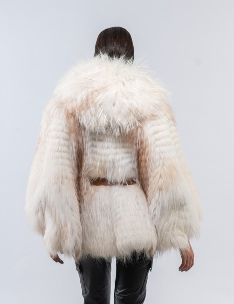 Fluffy Real Fox Fur Cape With Hood and Leather Belt. Winter Fur Cape ...