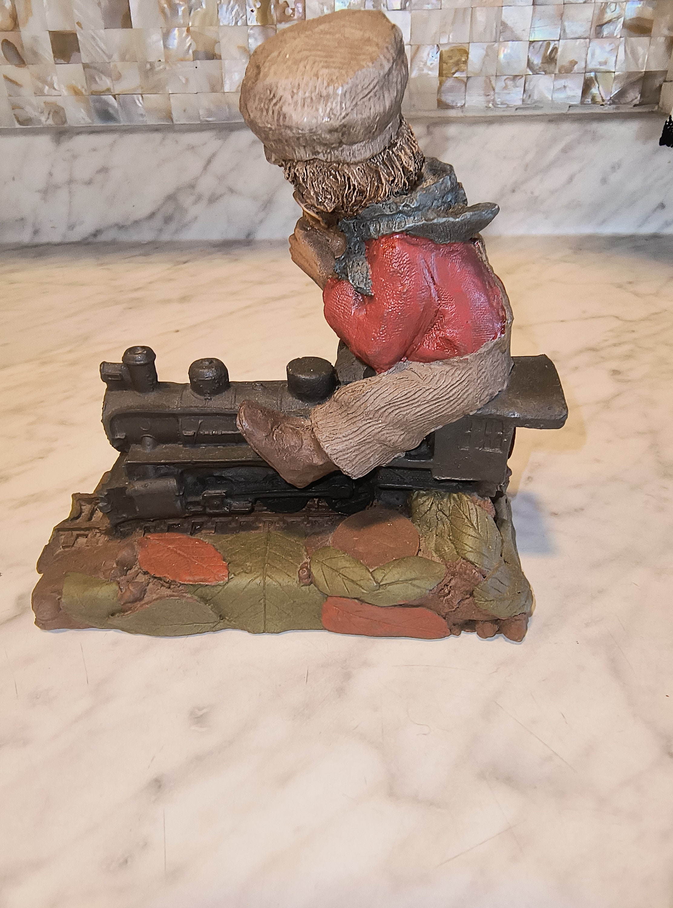 Vintage Tom Clark Train Engineer chief Cairn 1986 Retired Pre-owned ...