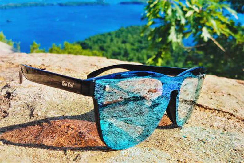 Vivid 90s 2000s Sunglasses Y2K Vaporwave, Retro Futuristic Scifi Rave ...