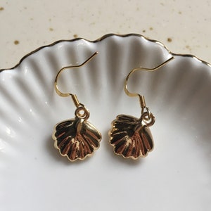 Clam Shell Earrings Ocean Inspired Jewellery Beachy Vibes - Etsy