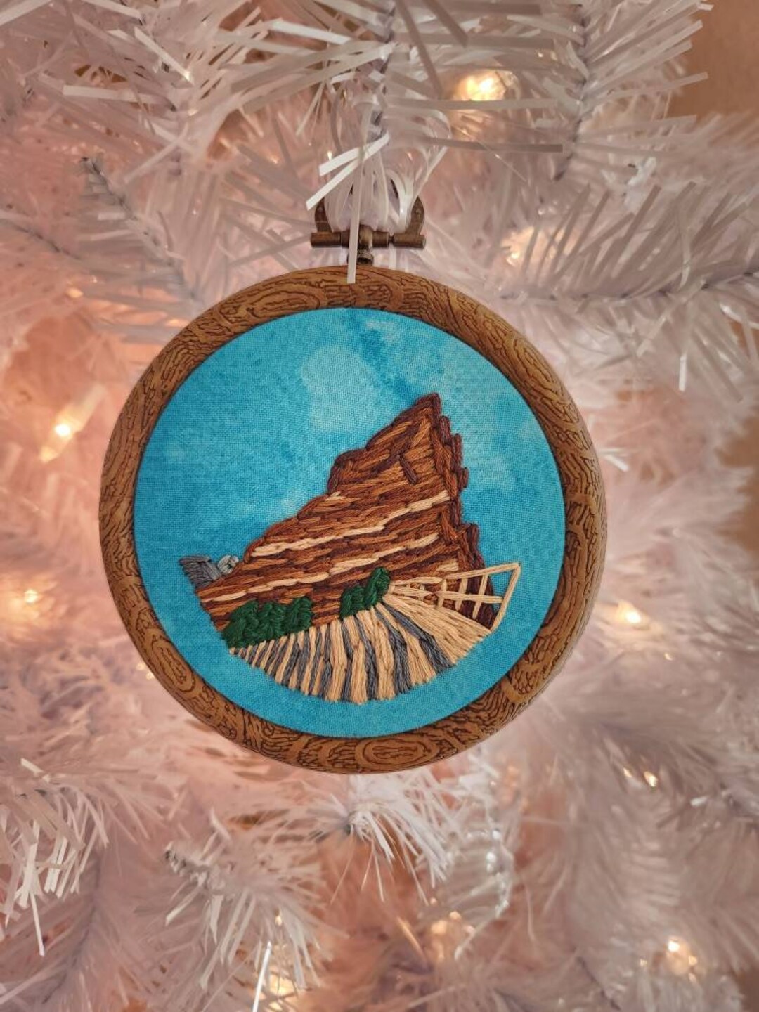 Red Rocks Embroidery Ornament Keepsake - Etsy