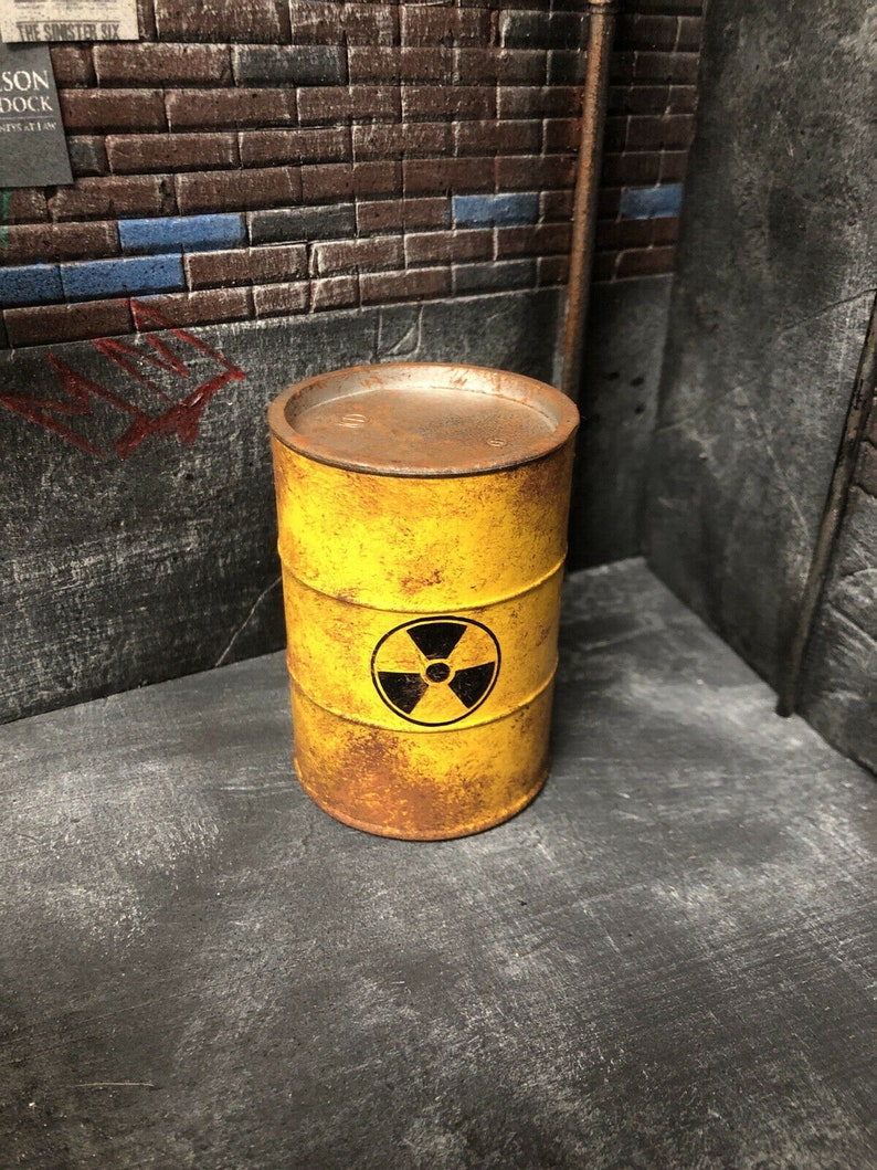 1:12 Scale Rusty Radioactive Toxic Barrel Prop Diorama Action Figure ...
