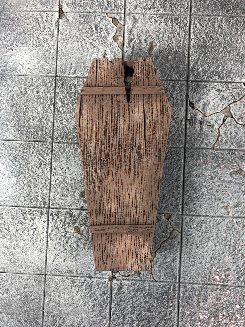 1:12 Scale Broken Coffin Prop Nosferatu Diorama Action Figure ...