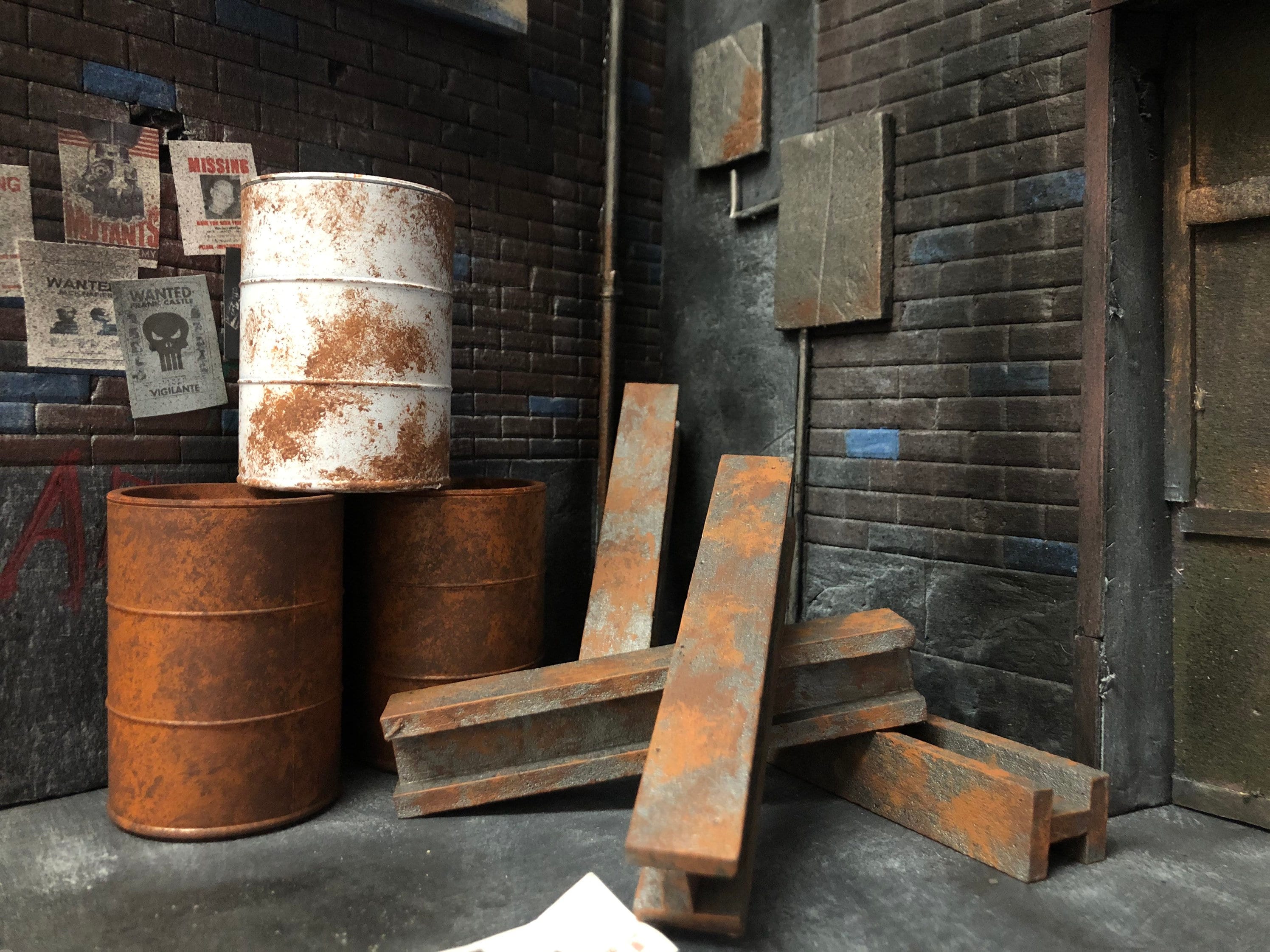 1:12 Scale Rusted Prop Lot Rusted Barrels Steel Beams Action | Etsy