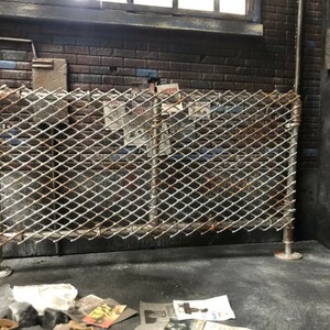 1:12 Scale Rusted Chain Link Fence Prop Diorama Action Figure ...