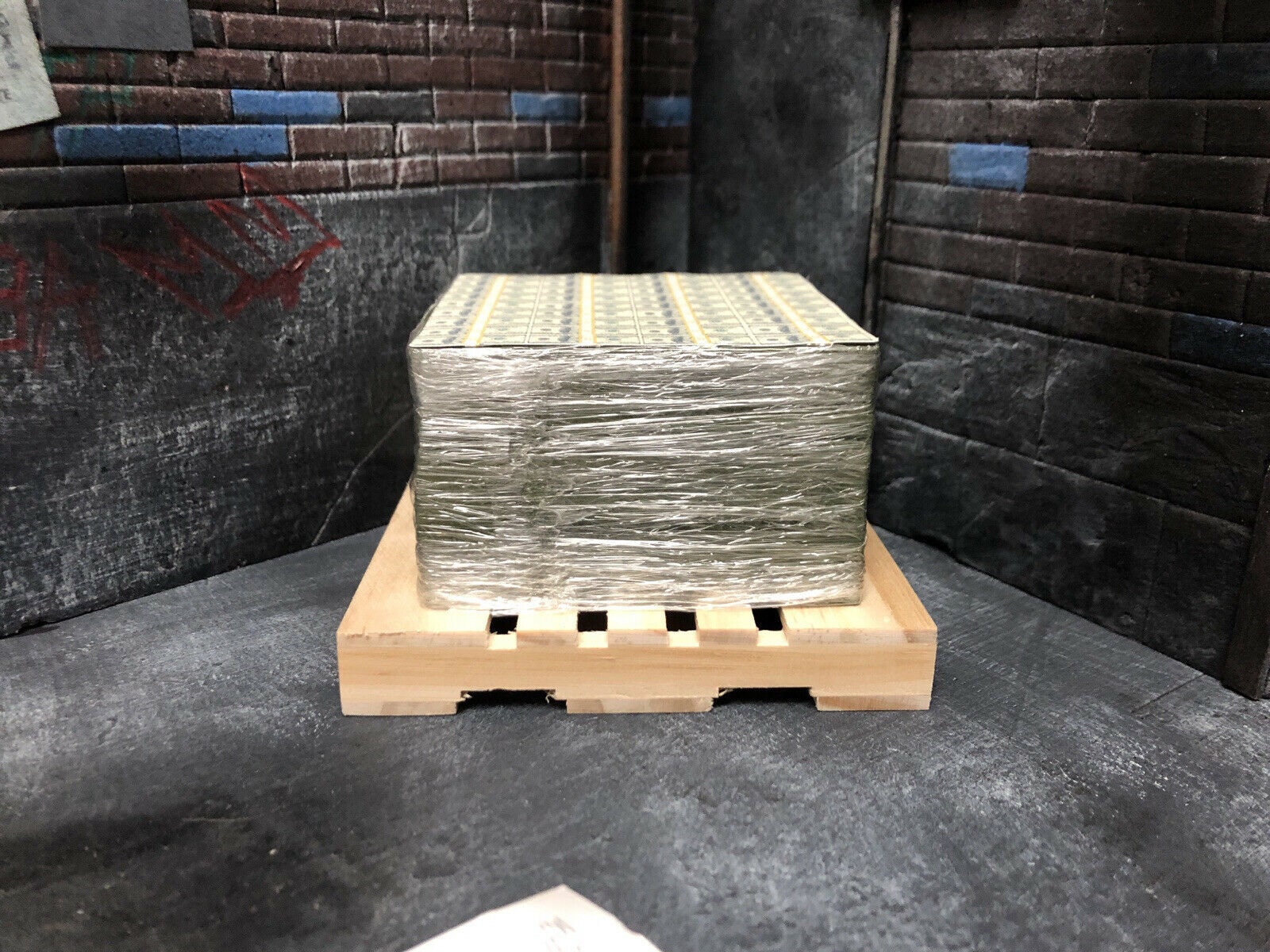 1:12 Scale Money Pallet Prop Diorama Action Figure Photography - Etsy