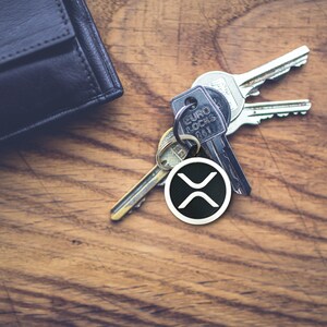Ripple XRP Keychain Cryptocurrency Logo - Black & White - Perfect for ...