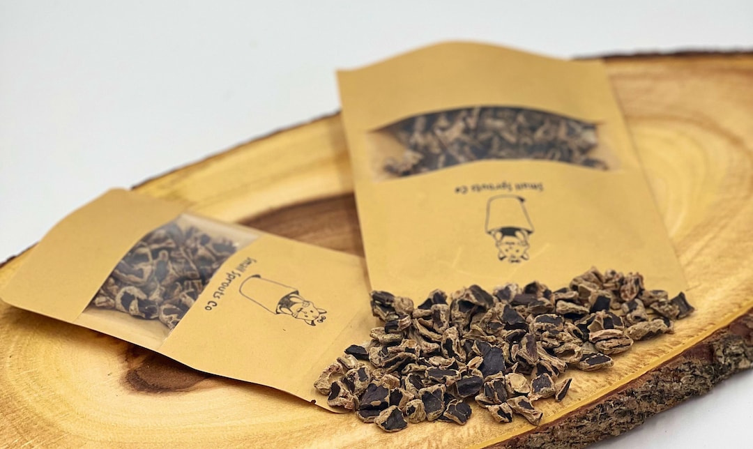 Carob Flakes Treats Forage for Small Animals - Etsy UK