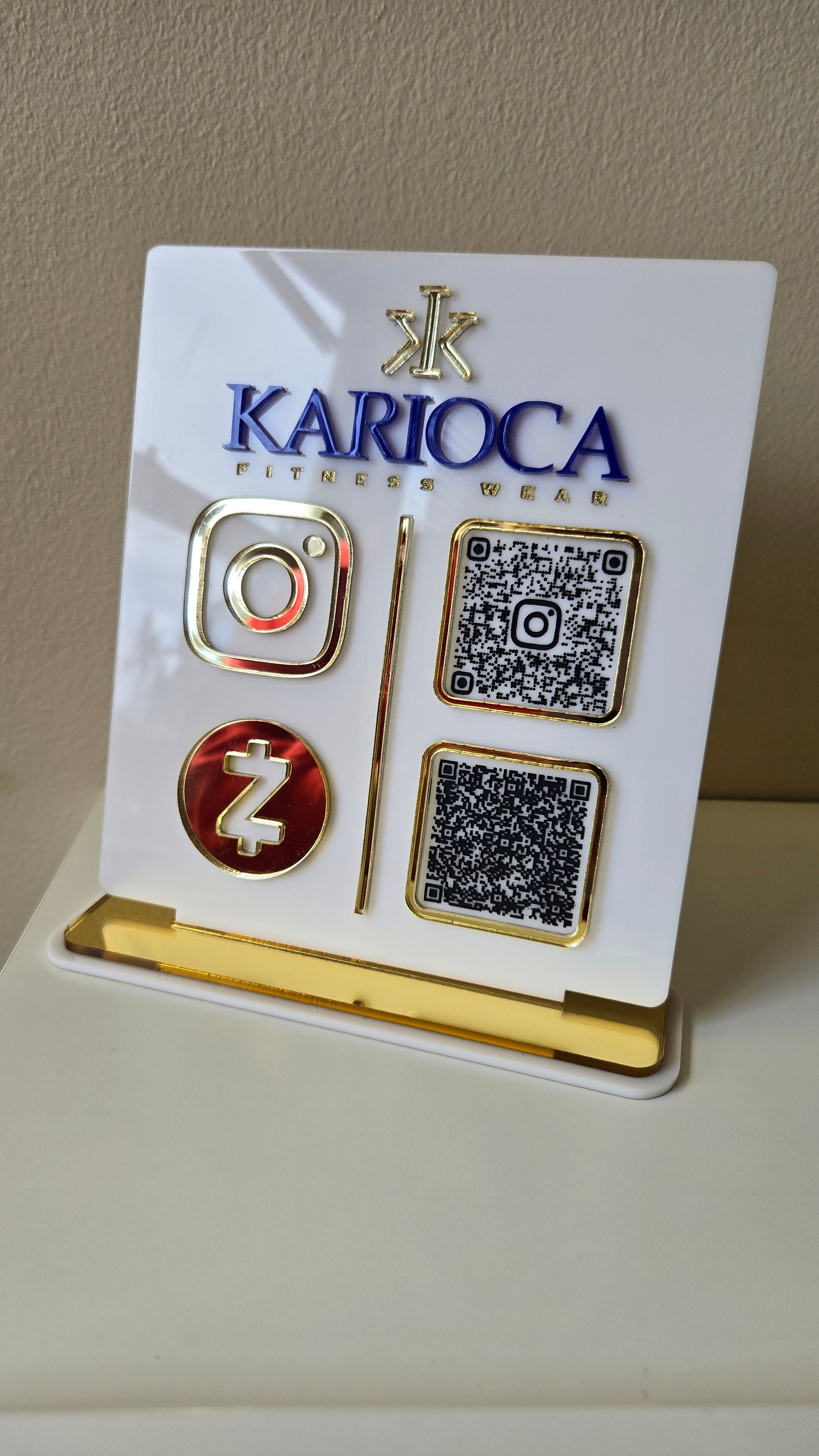 Acrylic Qr Code Signs Letrero De Acrilico Con Codigos QR Social Signs ...