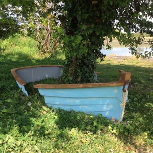 Large Flat-packed Boat Planter, Flower Pot, Garden, Pond, Ornament ...