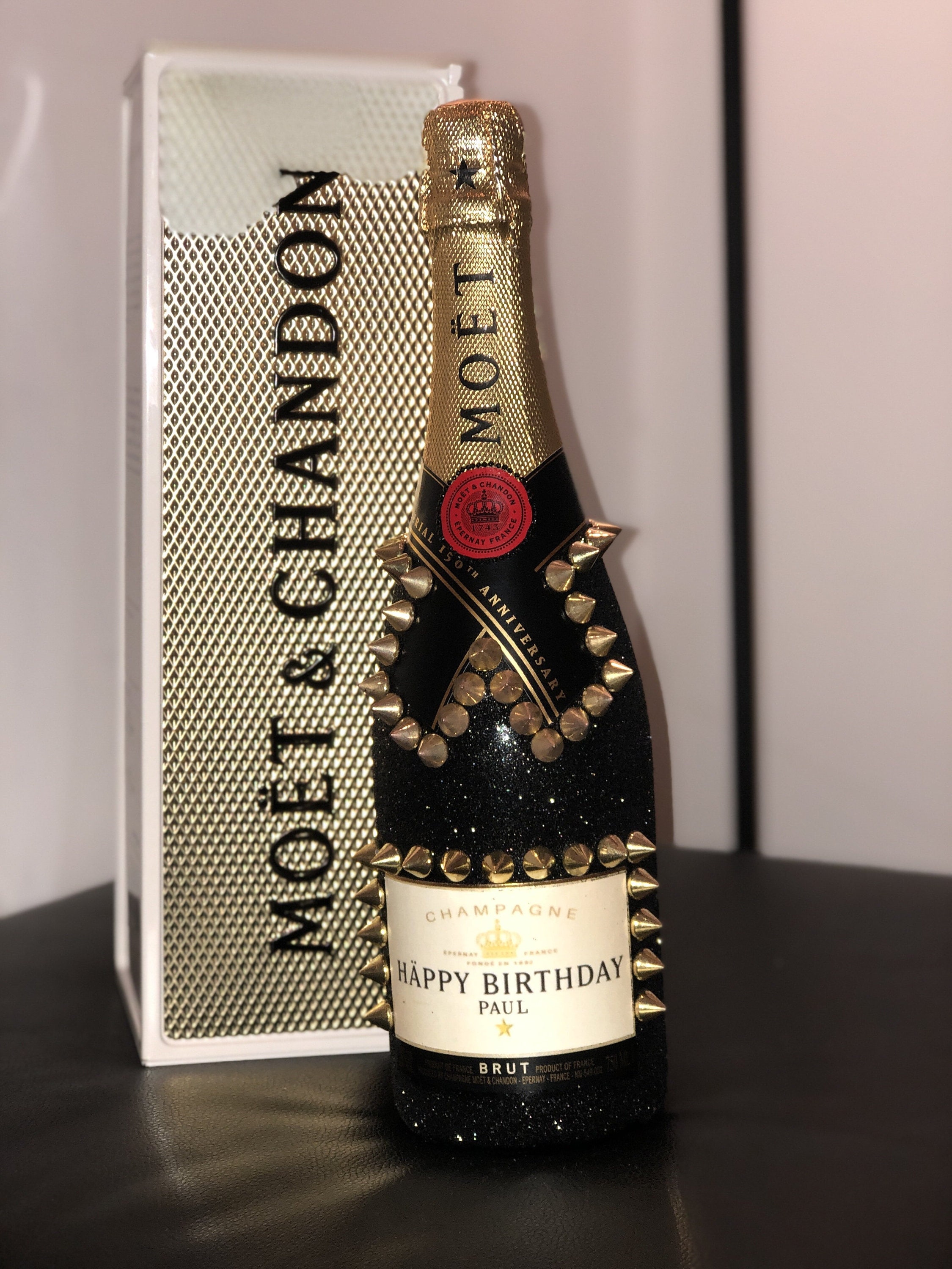 Moet Label - Etsy