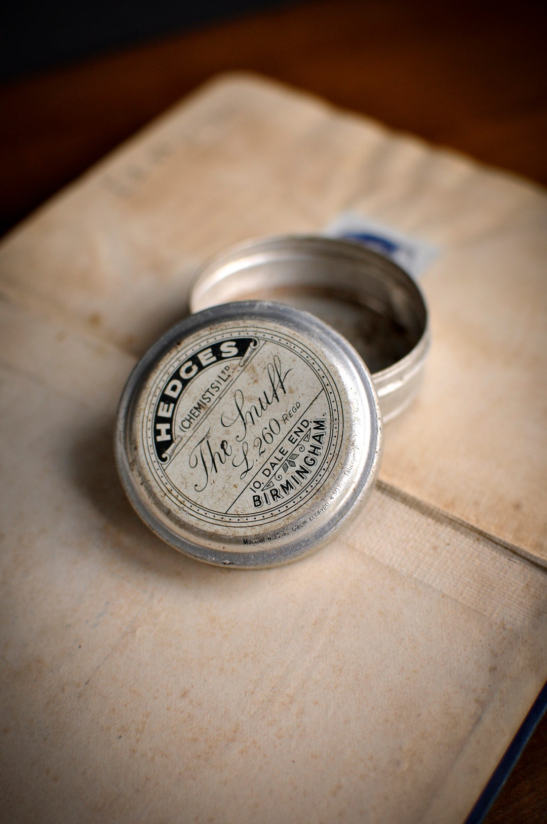 Vintage Metal Hedges Snuff Tobacco Tin rustic Industrial Decor - Etsy ...