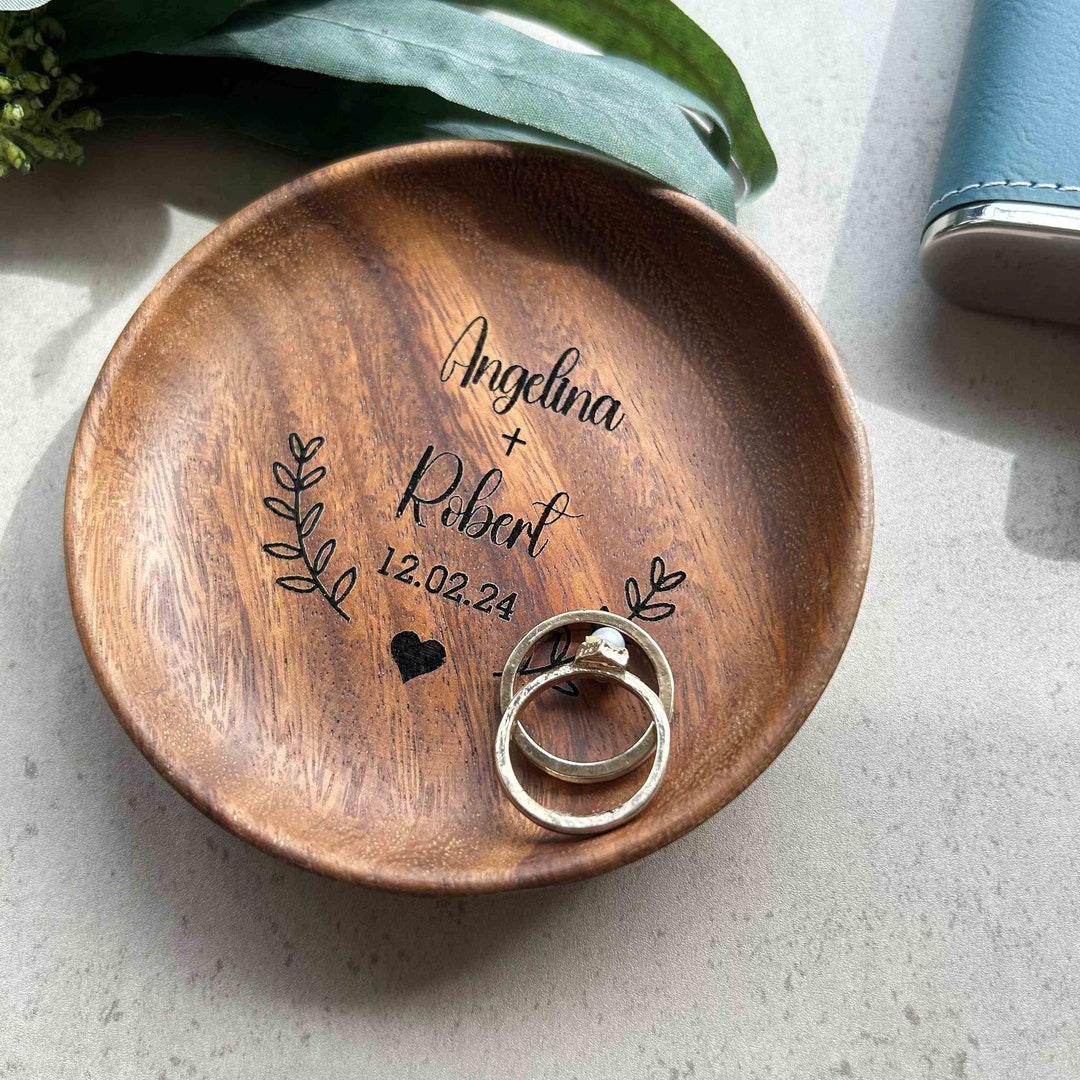 Custom Round Wood Ring Dish for Wedding Ceremony, Engagement Ring ...