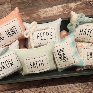 Country Primitive Mini Pillow Tucks , Easter Bunny, Valentine's Day ...