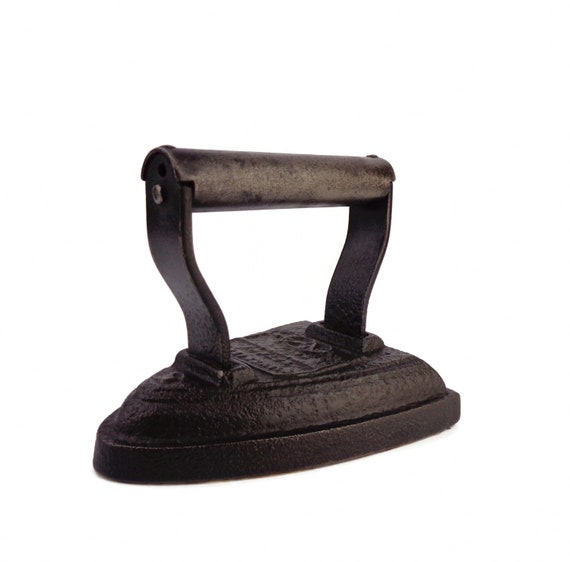 Antique Cast Iron Irons For Ironing
