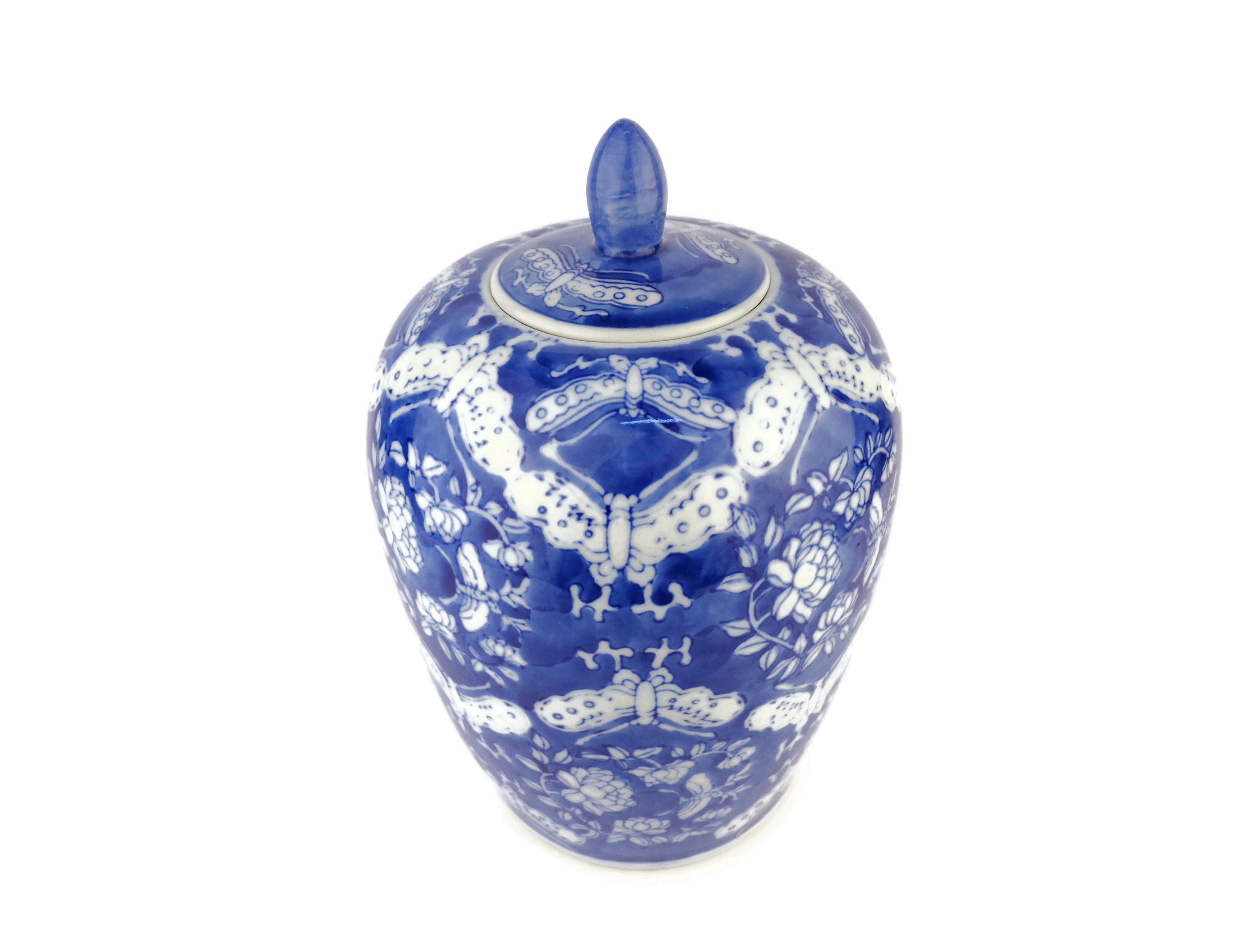 Antique Chinese Urn, Medium Sized Chinese Urn, Chinese Ceramic Urn ...