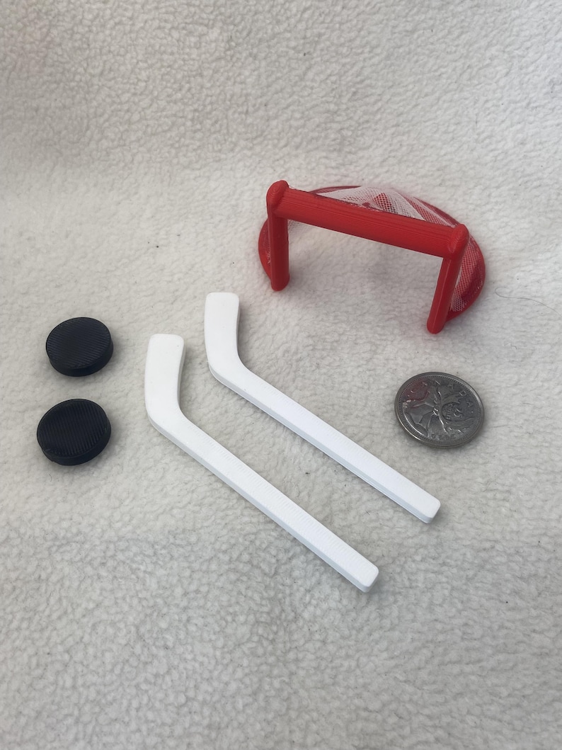 Mini Hockey Tabletop Game Set | 2 Sticks, 2 Pucks & Realistic Net ...