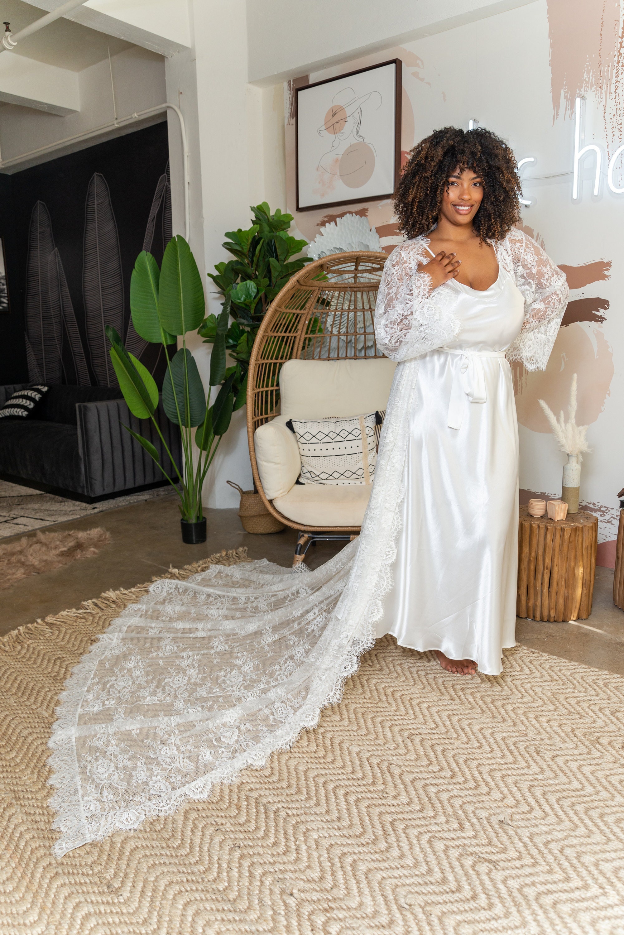 Long & Short Lace Robe Bridal Lace Robe With Scallop Train | Etsy