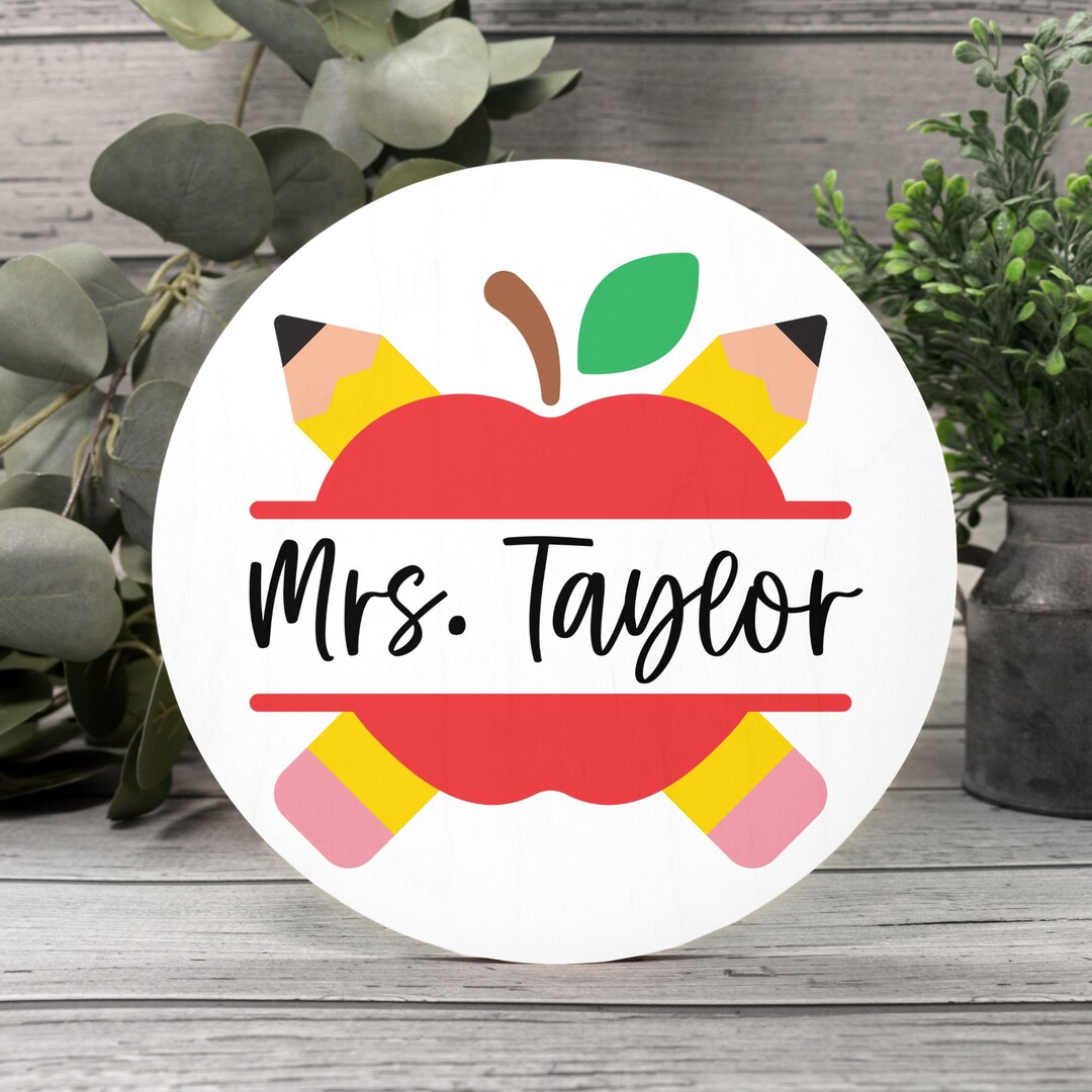 Custom Round Wood Teacher Door Signs for Classrooms / Offices ...
