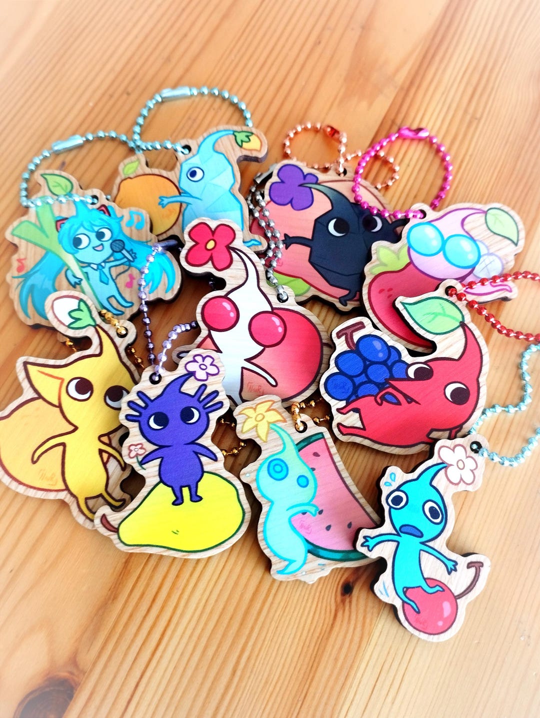 PIKMINS Wood Keychains 2" 5cm - Etsy
