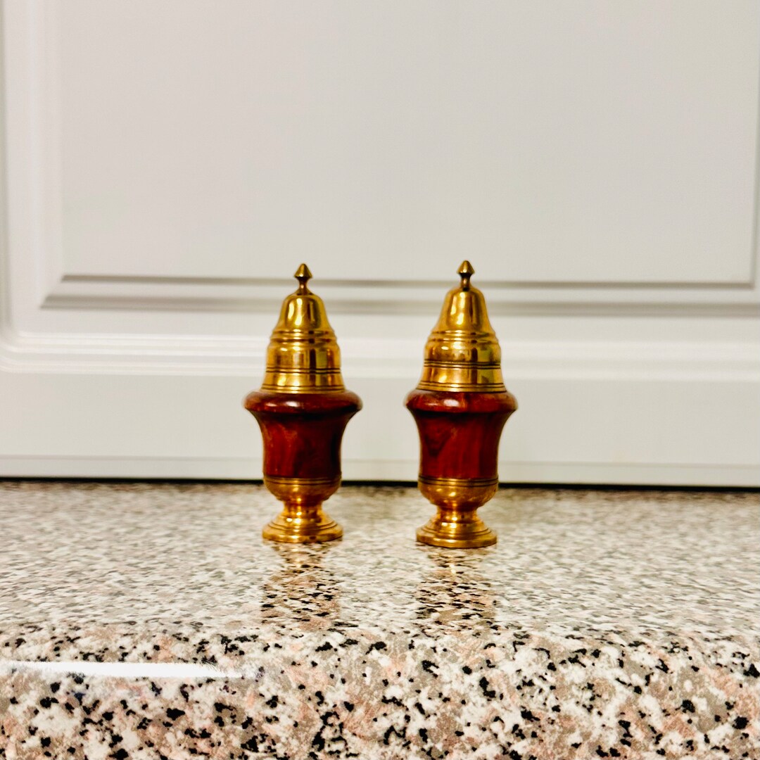 Siam Brass Buddha Salt Pepper Shakers MCM Salt Pepper Vintage Salt ...