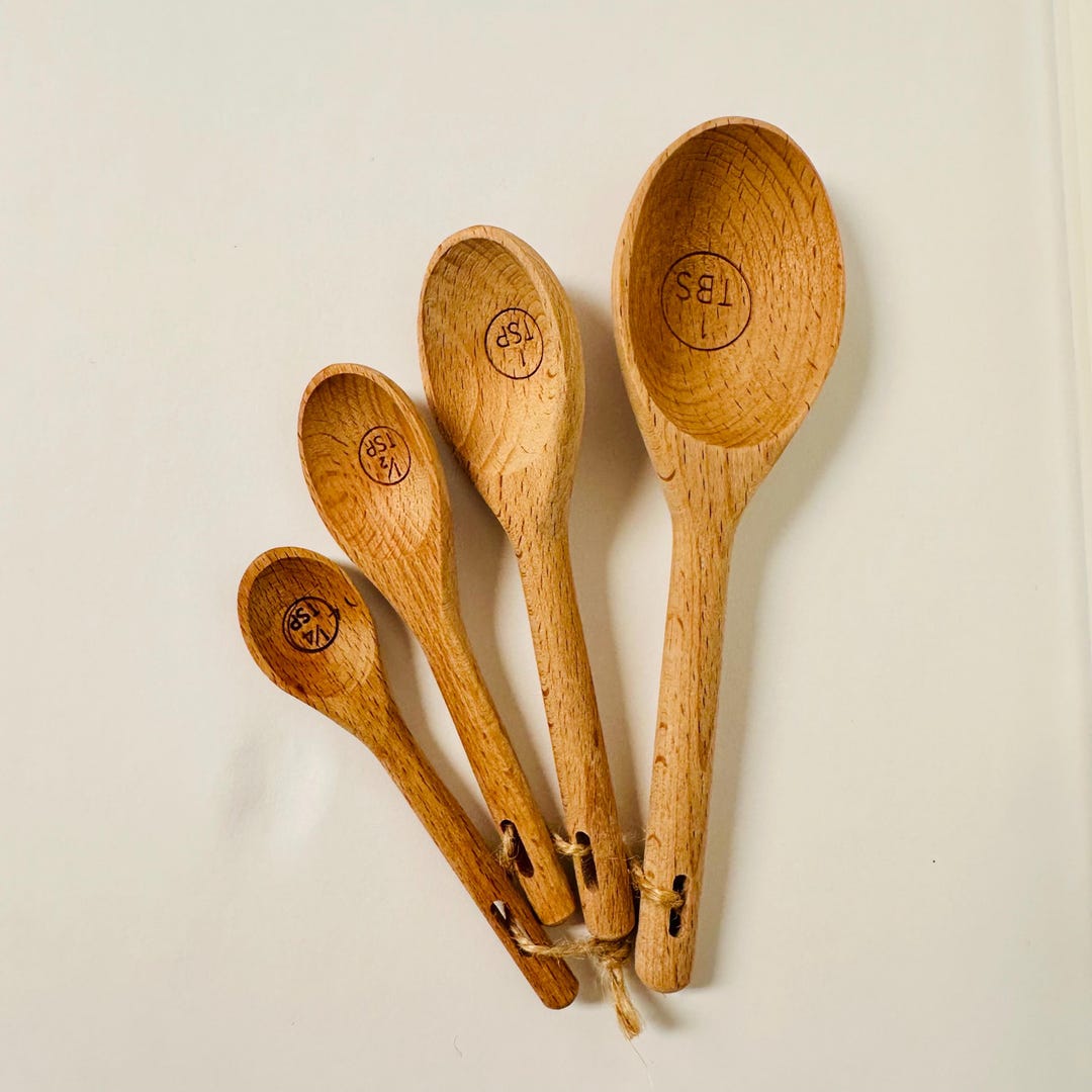 Wooden Vintage Style Measuring Spoons | Grandmacore | Vintage Measuring ...