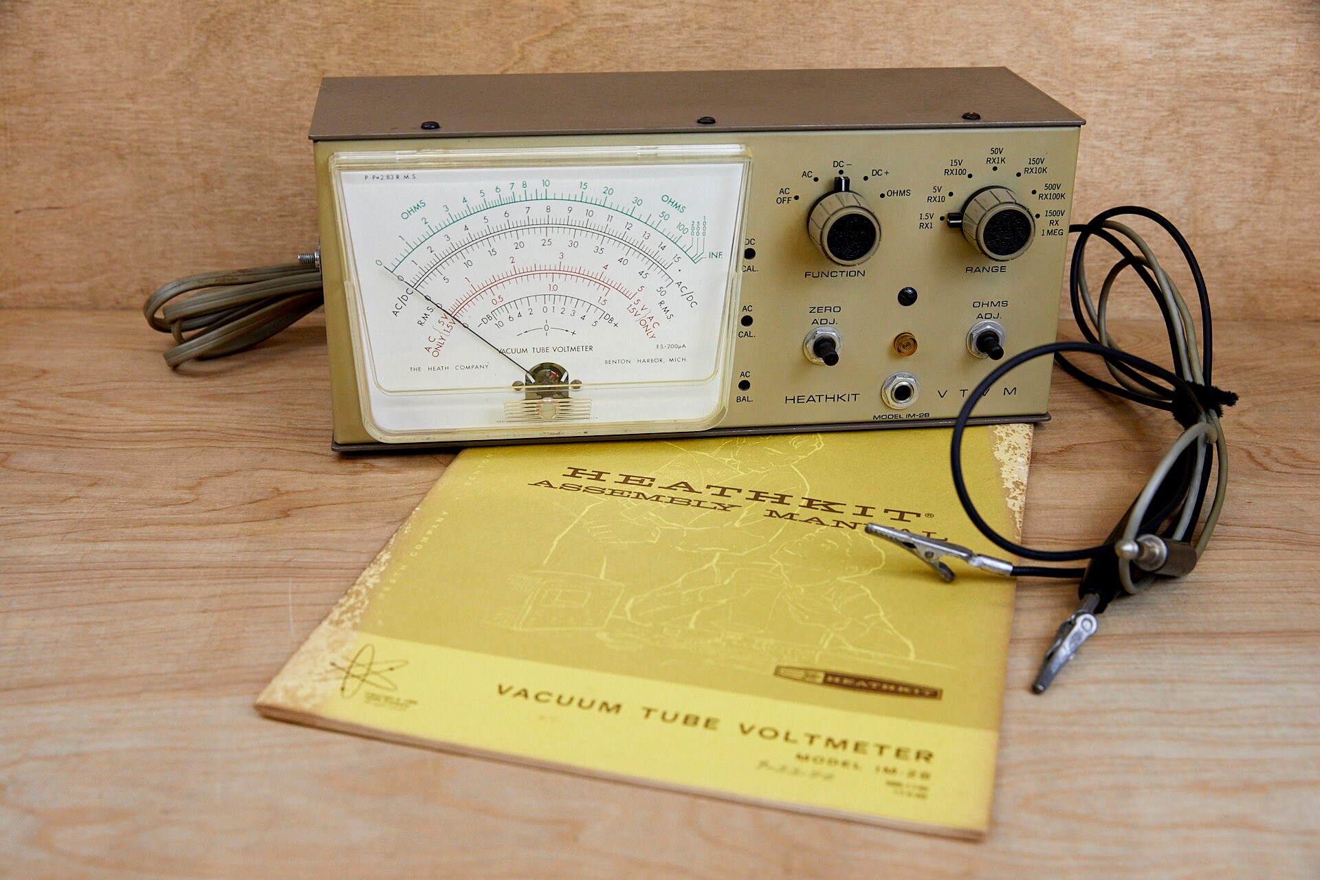 Vintage Electronic Tester, Heathkit Vacuum Tube Voltmeter & Manual, MCM ...