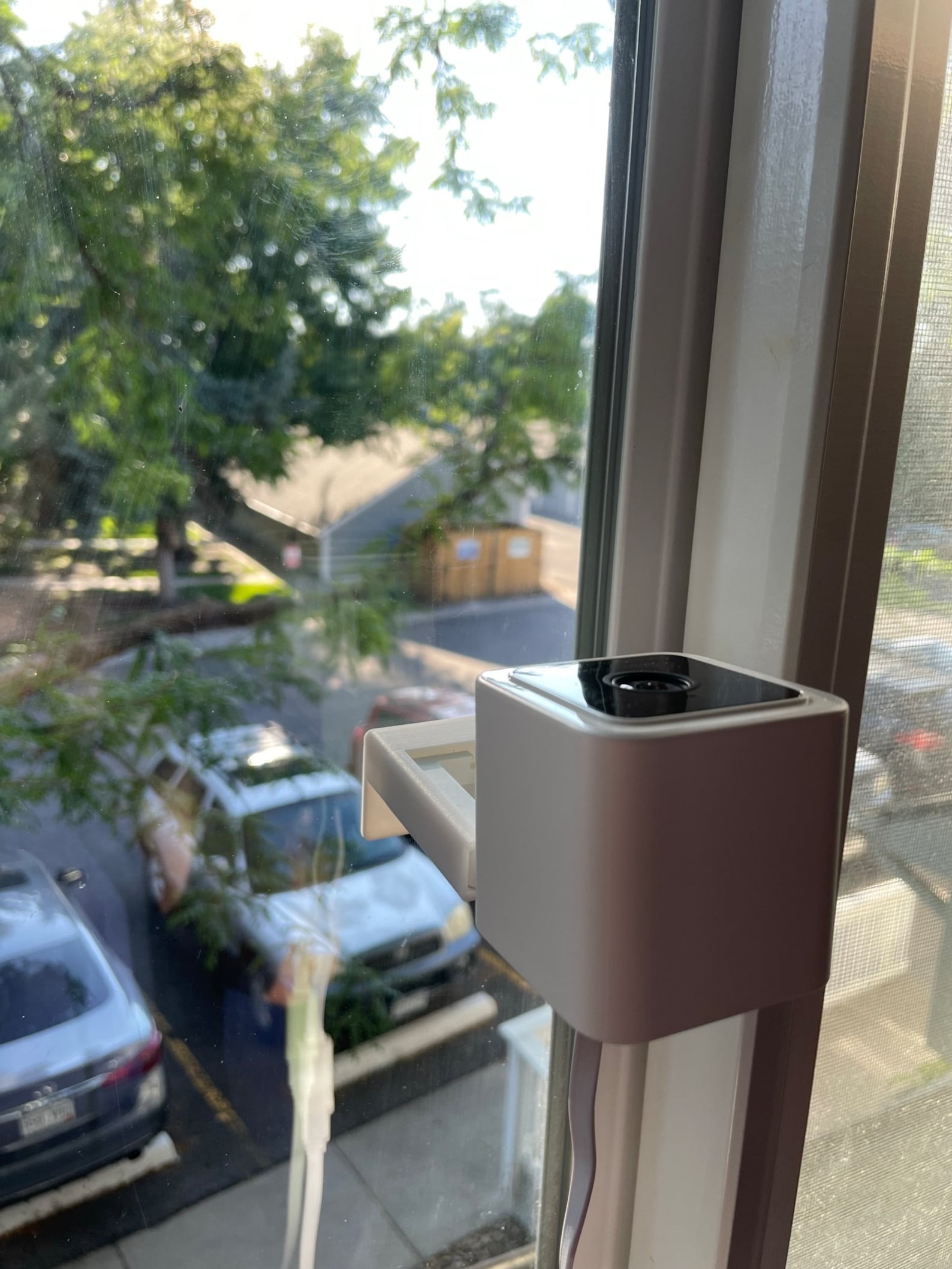 Wyze Cam All Angles Window Mount, 360 Degrees Angled Mount, Any Angle ...