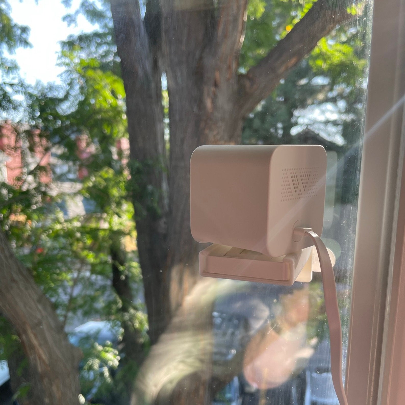 Wyze Cam All Angles Window Mount, 360 Degrees Angled Mount, Any Angle ...