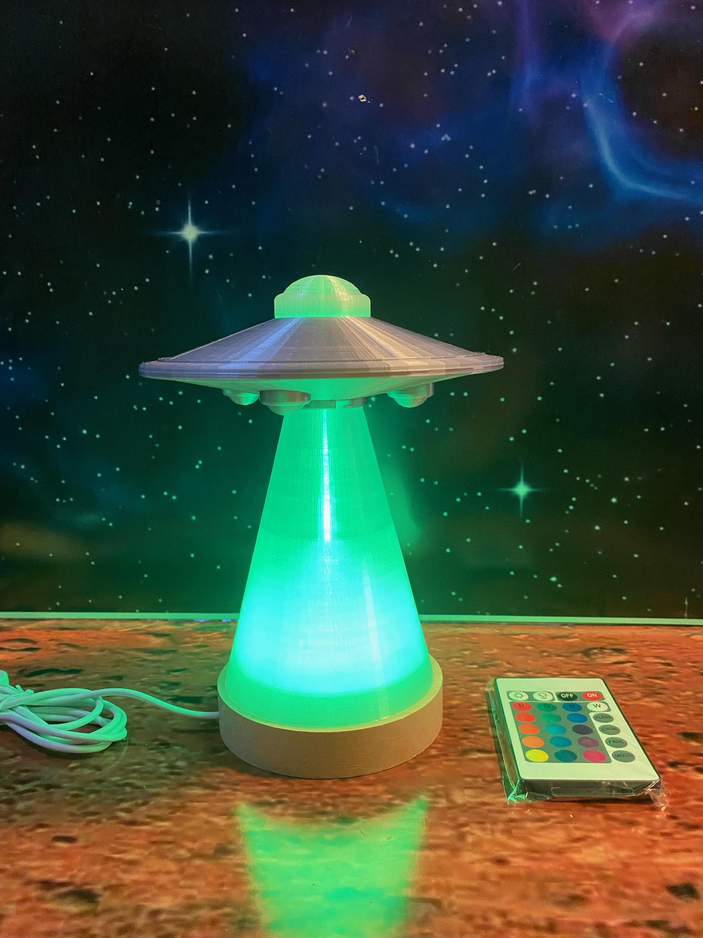 UFO Lamp Space Ship X Files Alien Desk Lamp Table Lamp - Etsy