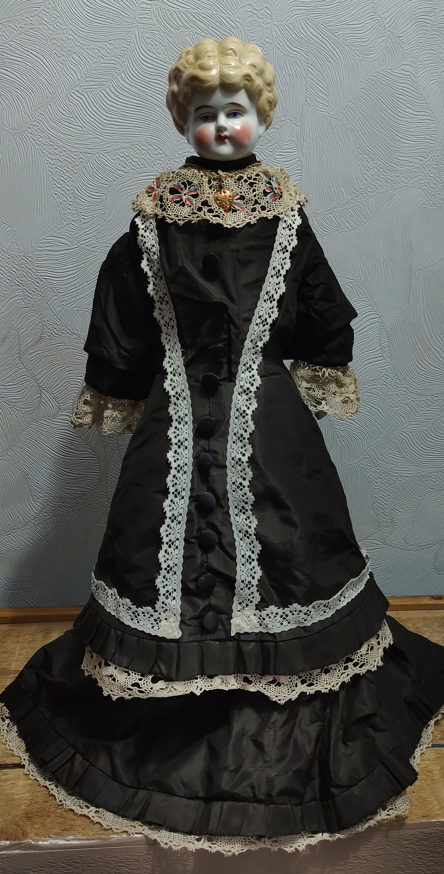 Antique Vintage German China Head Doll 22 Abg Etsy