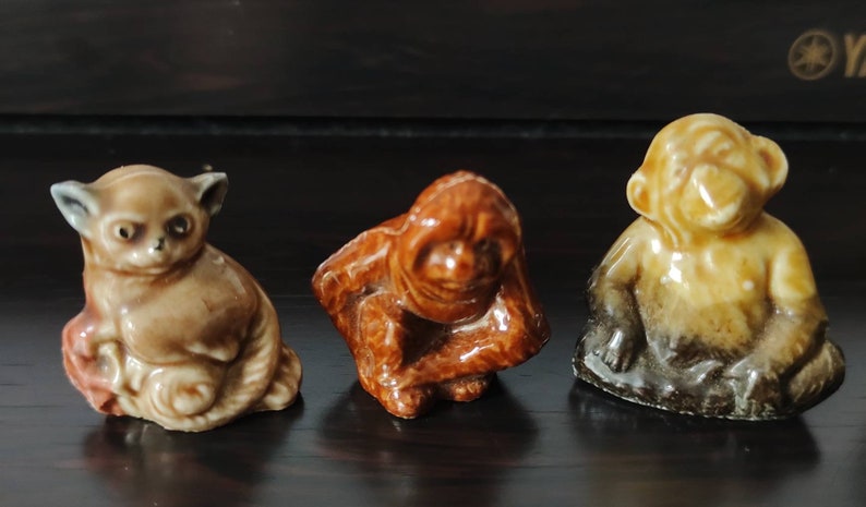 Vintage Glass Display Wall Cabinet With Wade Collection Figurines ( 33 ...