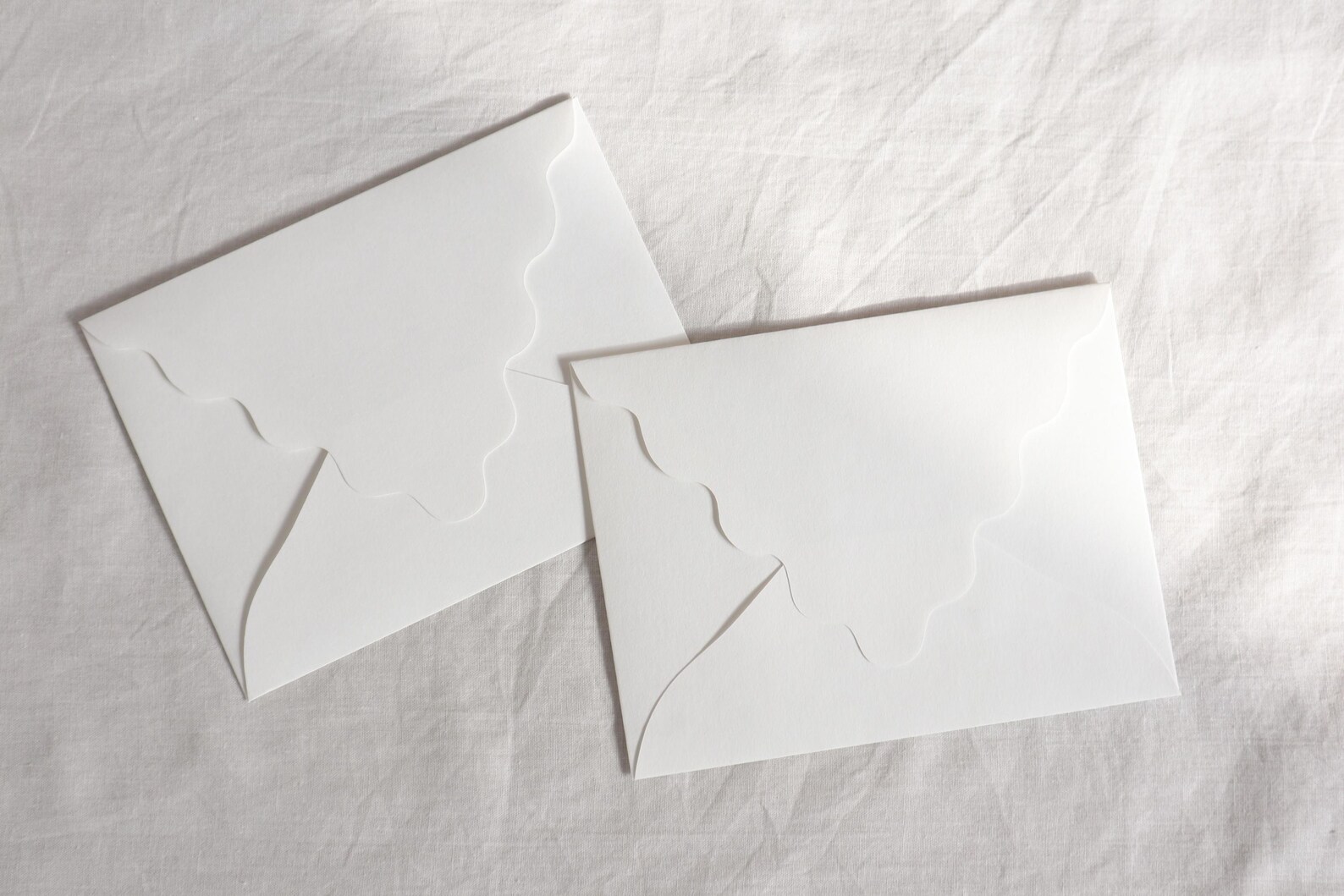 Premium Wavy Envelopes A2 US (14,47 X 11cm) - Ivory Envelopes Wave Flap - RSVP Envelope ...