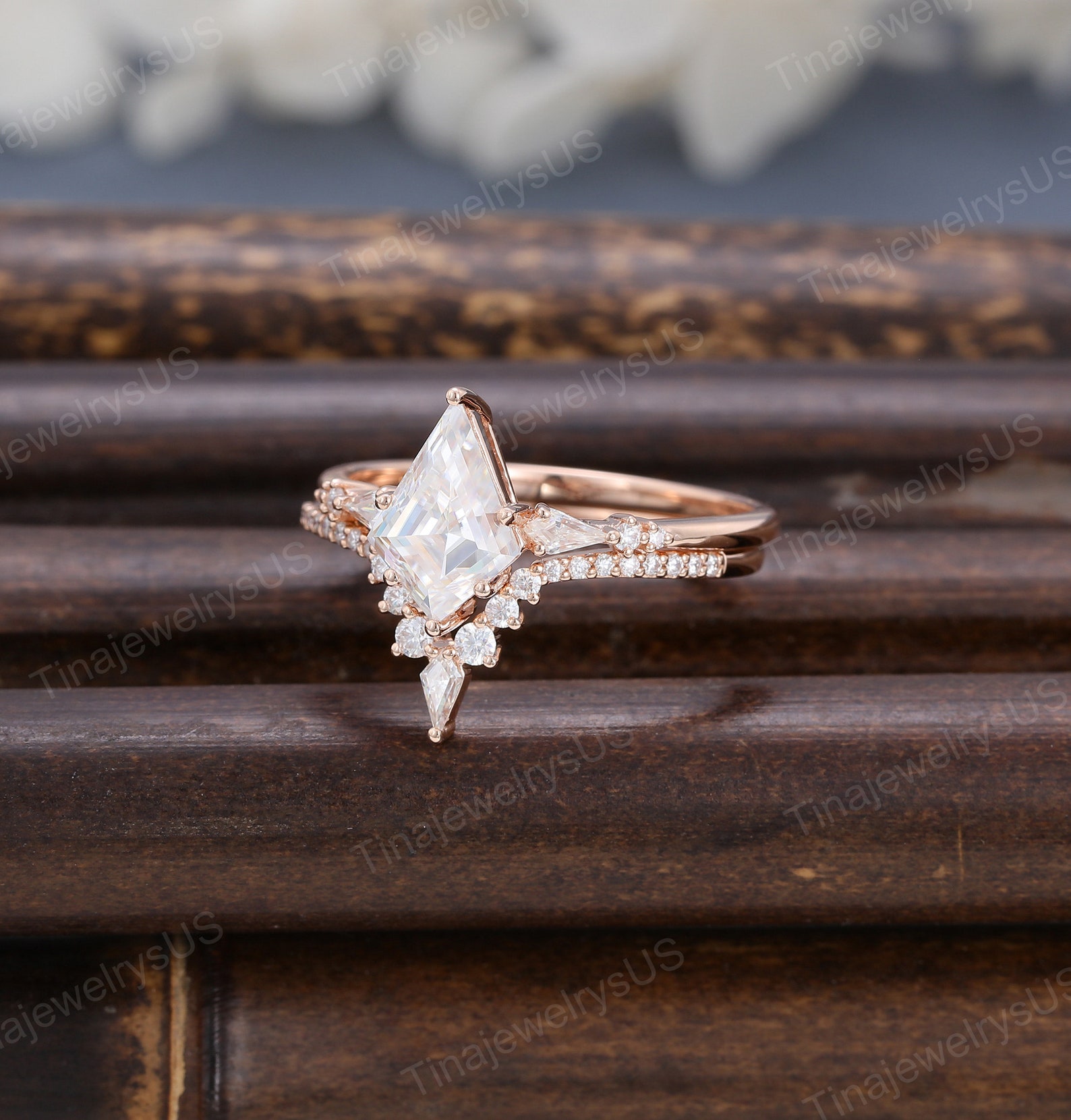 Vintage Kite Cut Moissanite Engagement Ring Set Rose Gold Half Eternity ...