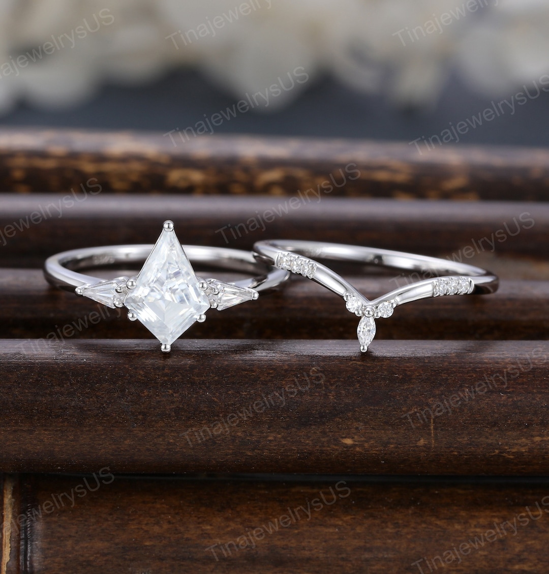 Kite Cut Moissanite Engagement Ring Set White Gold Engagement Ring ...