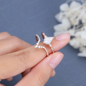 Vintage Kite Cut Moissanite Engagement Ring Set Rose Gold Half Eternity ...