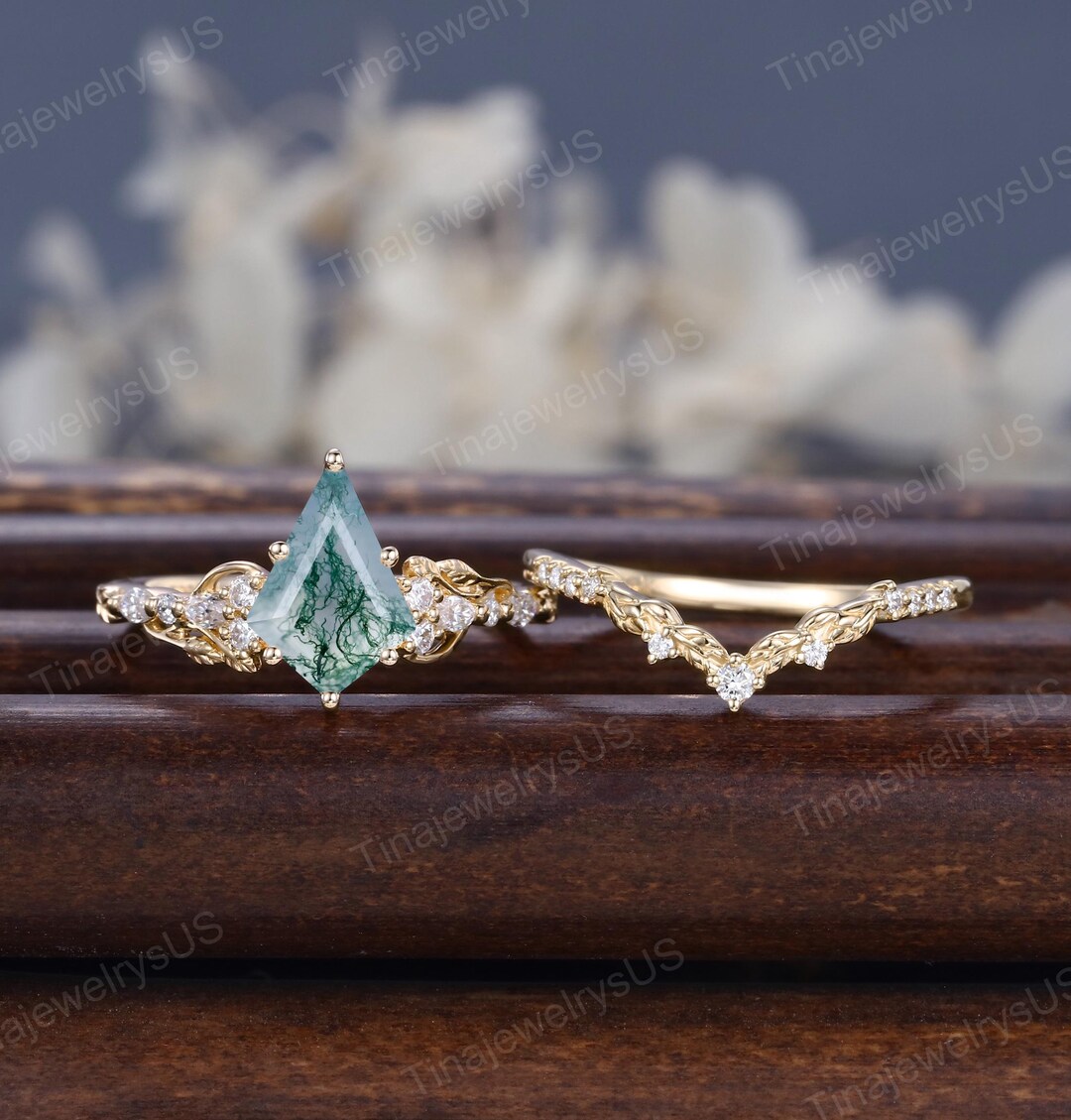 Kite Cut Moss Agate Engagement Ring Set Twisted Band Yellow Gold Moss ...