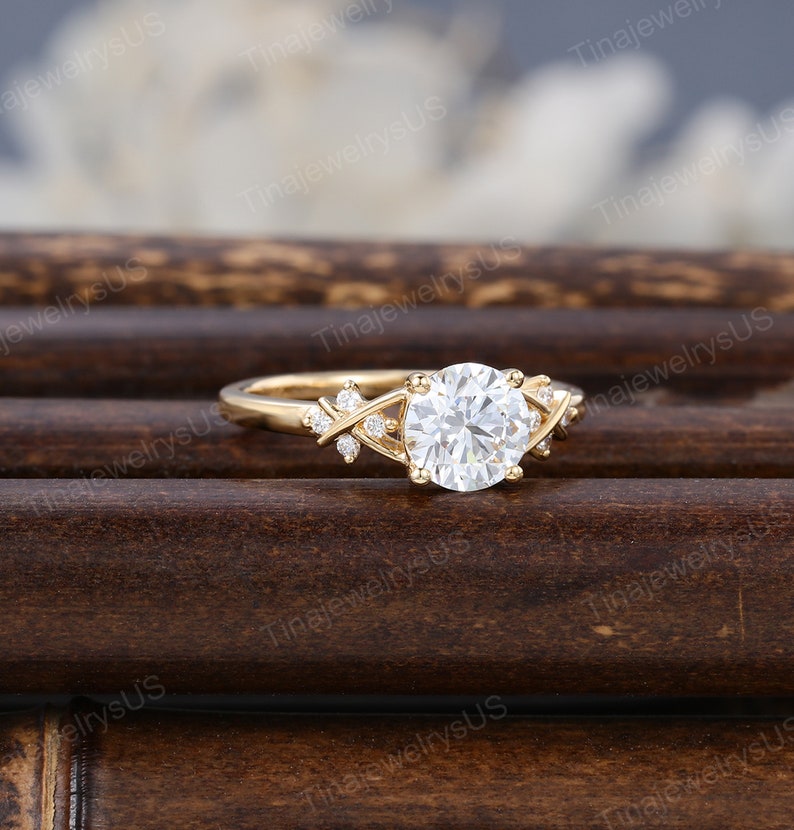 Vintage Round Moissanite Engagement Ring Yellow Gold Engagement Ring ...